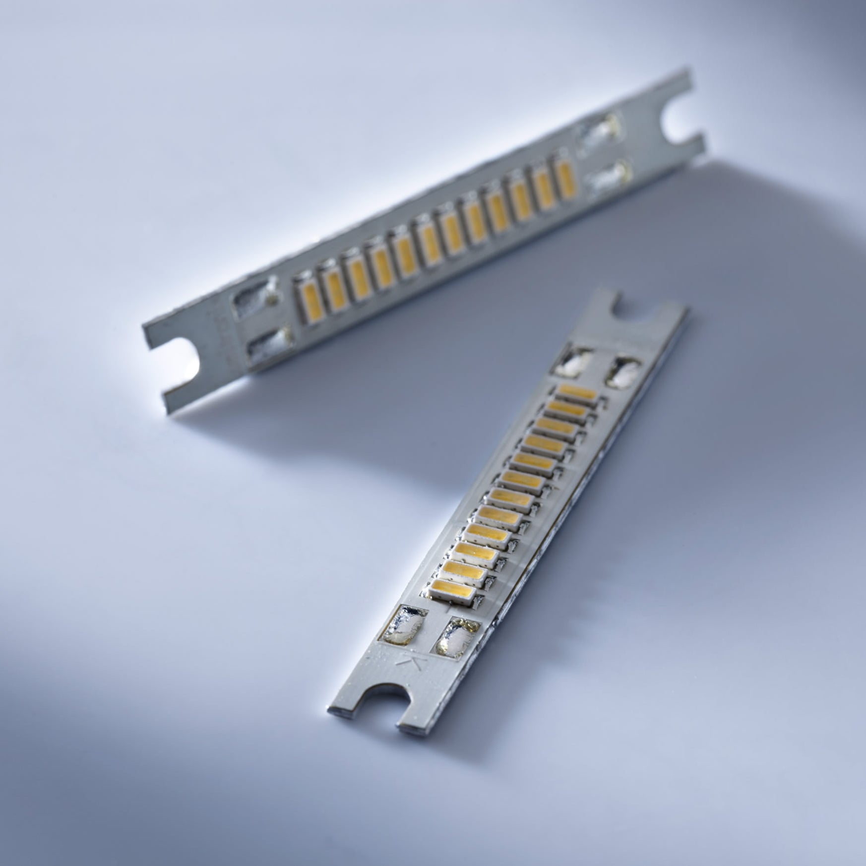 Chip-On-Board LEDs (COB) — LEDs.de