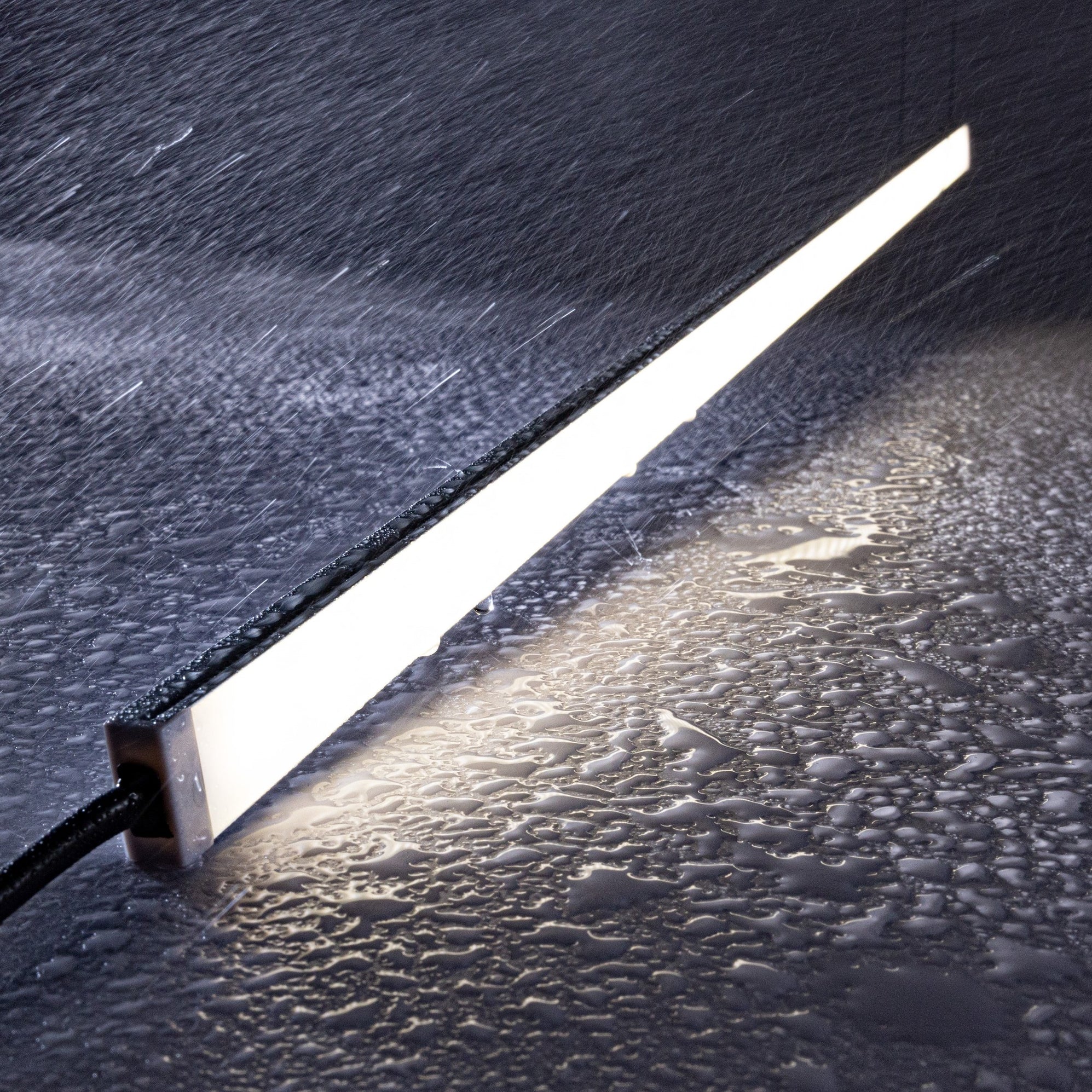 leds.de NEPTUN Eco, wasserdichte LED-Leiste, starr, Alugehäuse ...